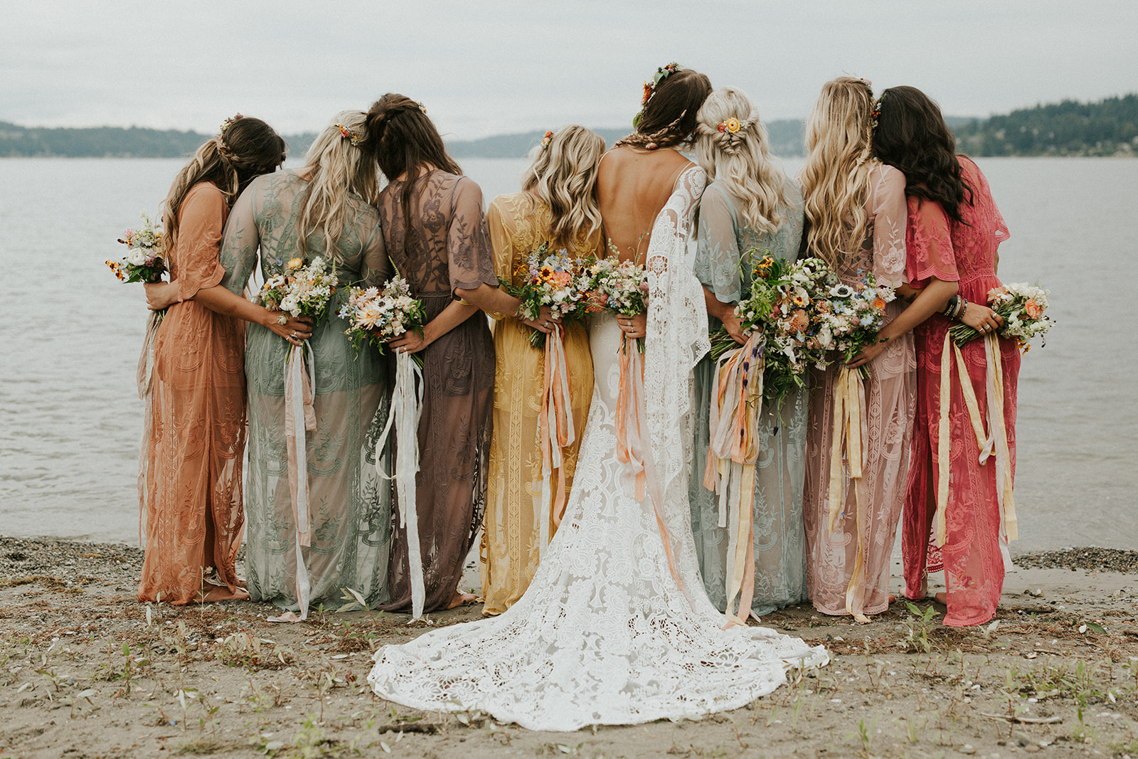 Boho Lakeside Wedding | Sammamish, Washington
